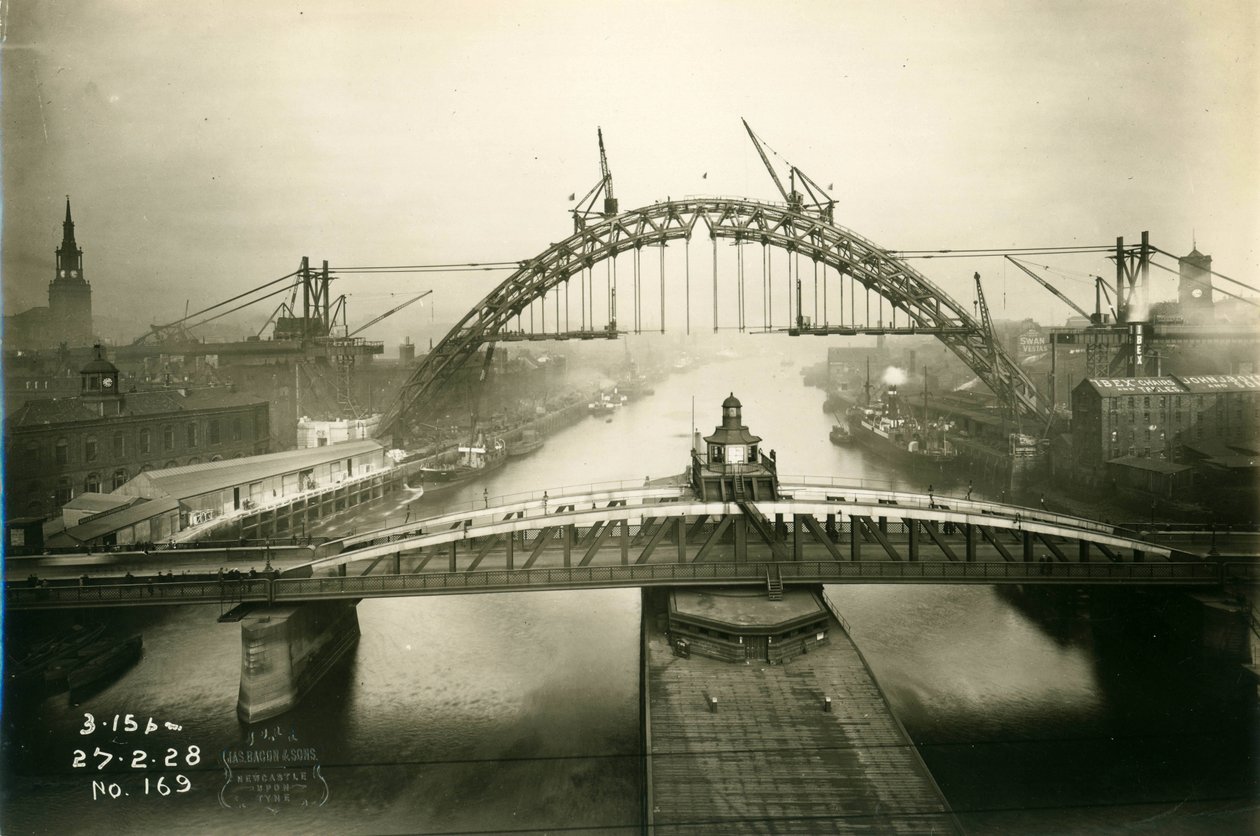 Die Tyne-Brücke im Bau, 27. Februar 1928 von James Geddie
